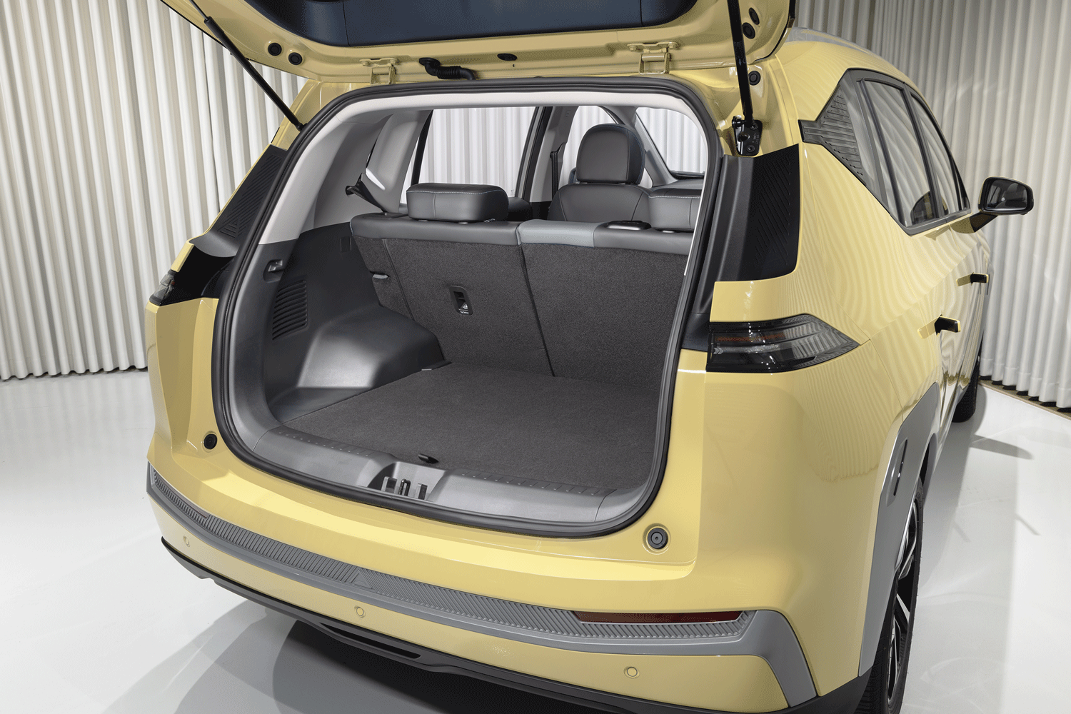 Discover the all new Aion Y Plus EV Car in Singapore